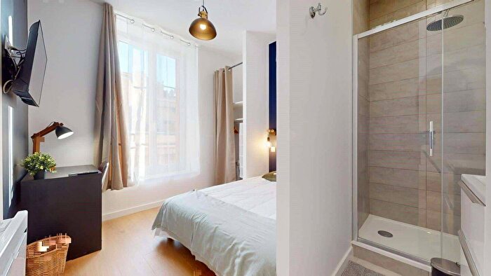 Appartement à louer - Championnet-Caserne de Bonne, Grenoble - 1 pièce