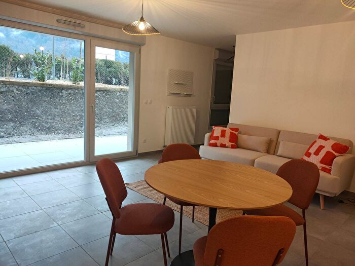 Nord, Scionzier - Appartement 2 pièces à louer