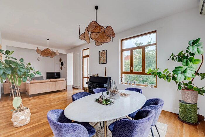 Maisons à vendre et appartements à louer - 1