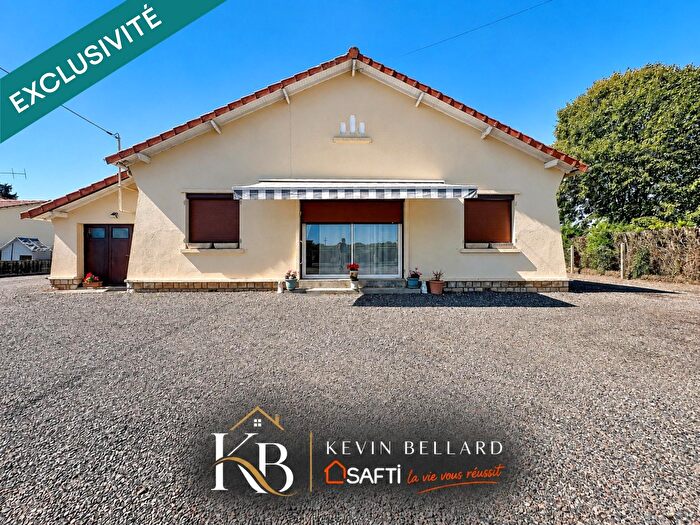 Maison 5 pièces à vendre - Roumazières-Loubert