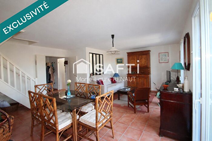 Gaillac, Centre-ville, Hom : Maison 4 pièces à vendre