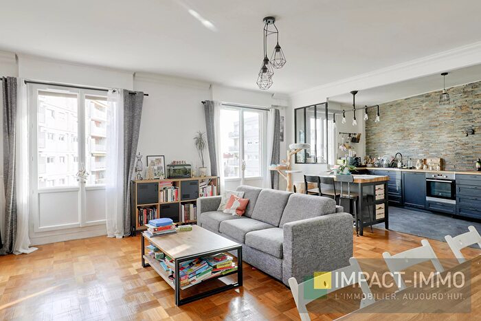 Appartement à vendre - Courbevoie, Bécon - 4 pièces - 3 chambres