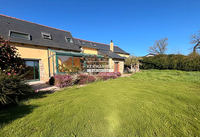 Maison à vendre - Saint-Aubin-dAubigné - 6 pièces - 4 chambres