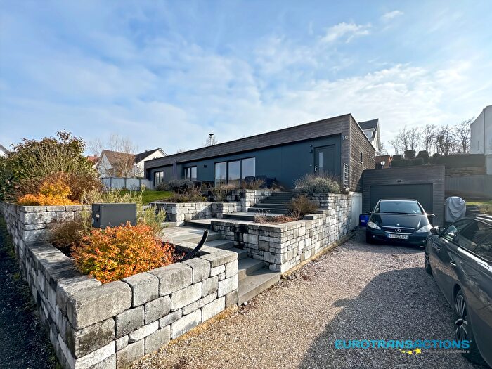 Maison à vendre - Niederbronn-les-Bains - 6 pièces - 4 chambres