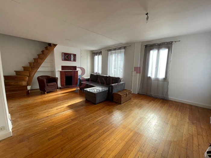 Maison 3 pièces à vendre - Brive-la-Gaillarde, Centre-ville, Pont Cardinal, Champanatier