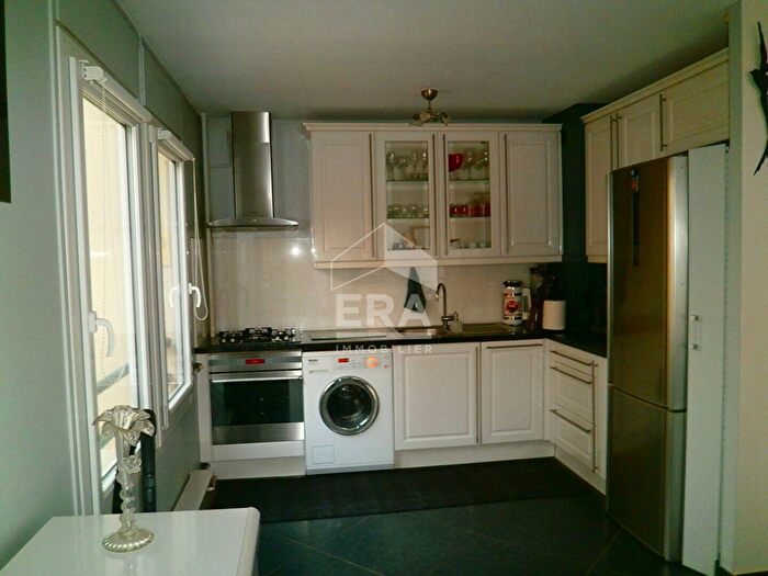 Appartement à louer - Croix Blanche-Plein Ciel-Nord Est, Le Mée-sur-Seine - 3 pièces - 2 chambres