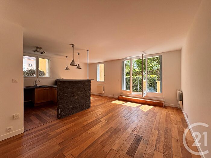 Fontainebleau, Plaine de la Chambre : Appartement 2 pièces à vendre