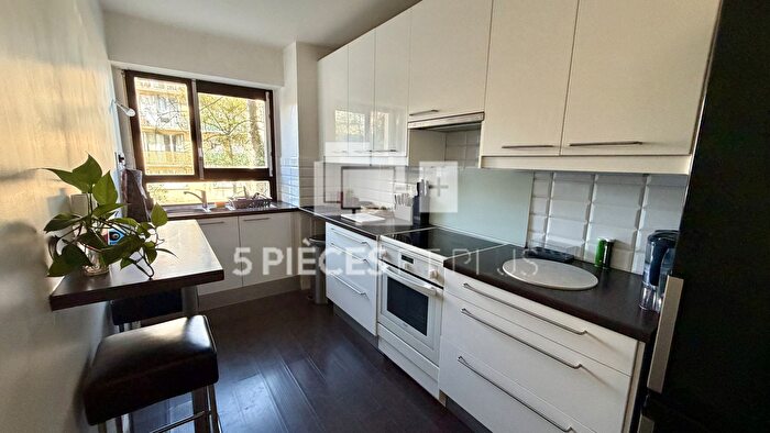 Appartement 4 pièces à vendre à Suresnes, Plateau Ouest