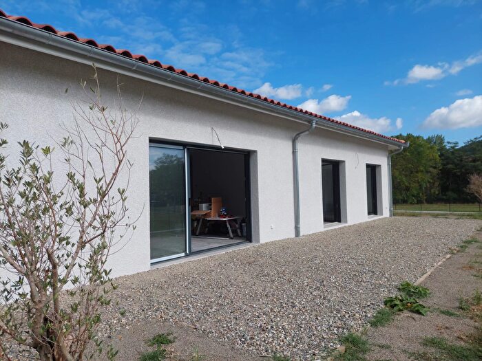 Maison à louer - Les Bordes-sur-Arize - 6 pièces - 4 chambres