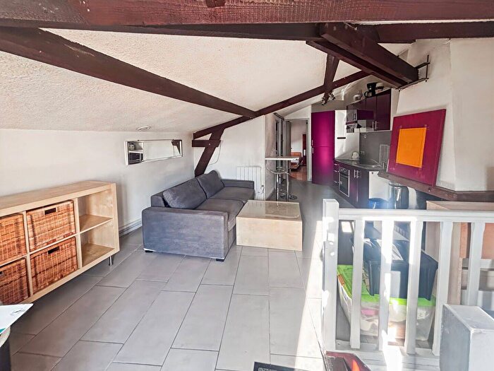 Appartement à louer - Saint-Vrain - 2 pièces - 1 chambre