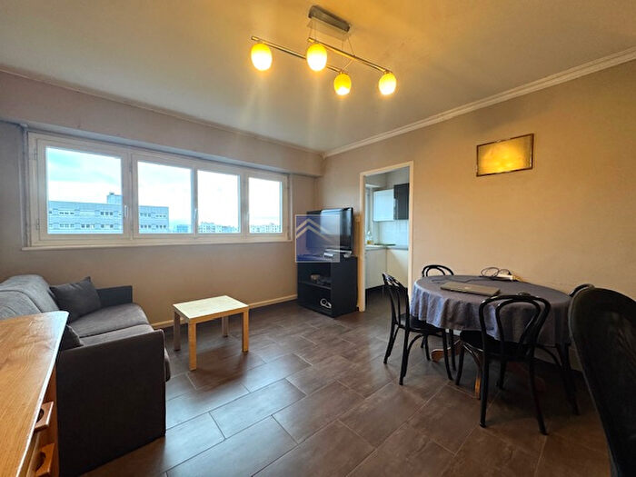 Appartement à vendre - Courbevoie, Hôtel de ville - 2 pièces - 1 chambre