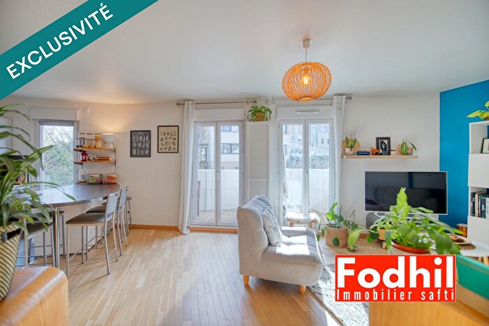 Appartement à vendre - Châtenay-Malabry, Butte Rouge - 3 pièces - 2 chambres