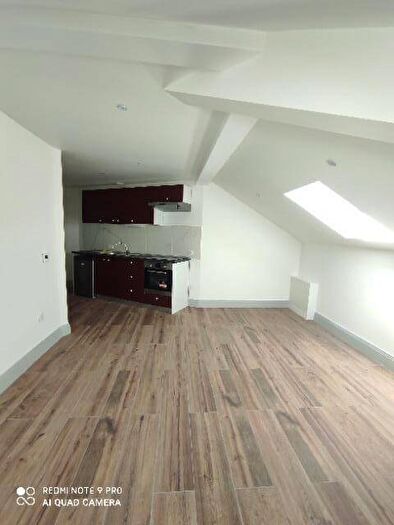 Appartement à louer - Bourg-en-Bresse - 2 pièces - 1 chambre