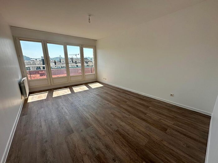 Appartement à louer - Cherbourg-Octeville, Val de Saire - 2 pièces - 1 chambre