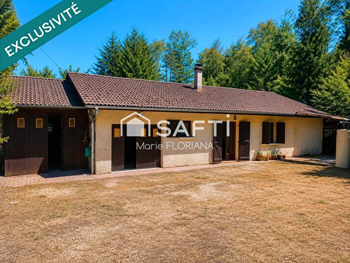 Maison 5 pièces à vendre à Dortan