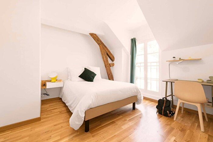 Appartement 1 pièce à Ville Sud, Fontainebleau, à louer