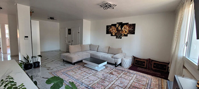 Appartement à vendre - Saint-Étienne, Tardy, Colline des Pères, Bizillon - 3 pièces - 2 chambres