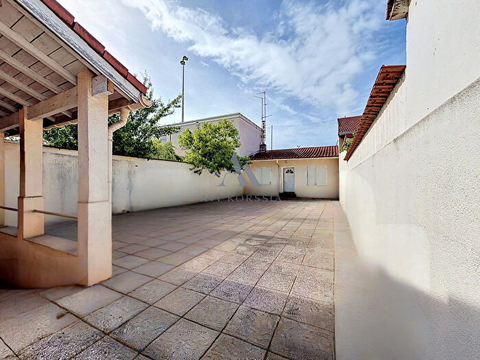 Villeurbanne - Maison 5 pièces à vendre