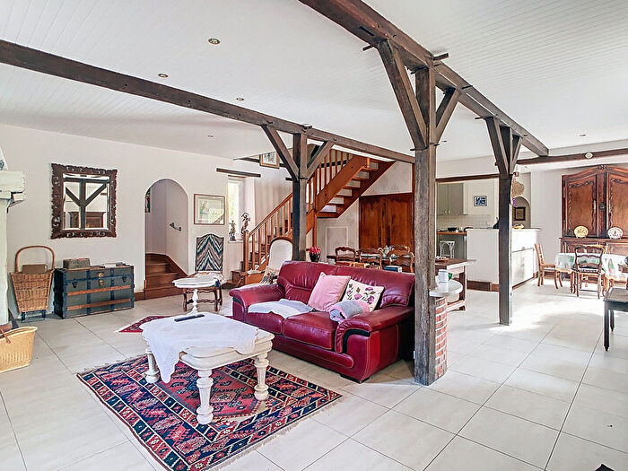 Maison à vendre - Vern-dAnjou - 7 pièces - 5 chambres