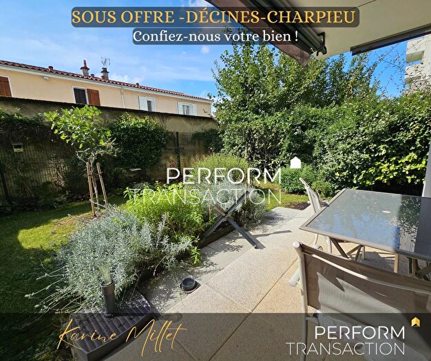 Appartement à vendre - Décines-Charpieu, Champ Blanc - 1 pièce - 1 chambre