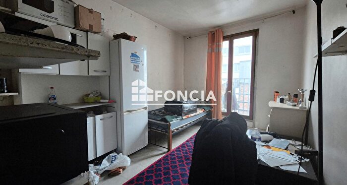 Appartement à vendre - Paris e , Grandes Carrières, Clichy - 1 pièce