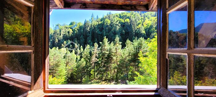 Maison 5 pièces à Villars-Colmars, à vendre