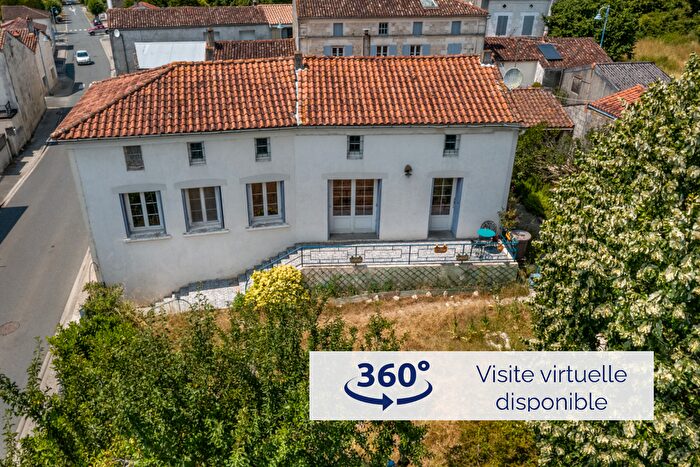 Les Nouillers : Maison 7 pièces à vendre