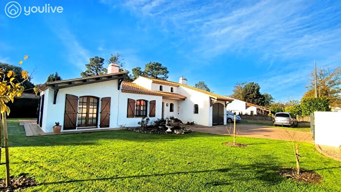 Maison à vendre - Challans, Saint Dominique, Route des Sables dOlonne - 5 pièces - 3 chambres