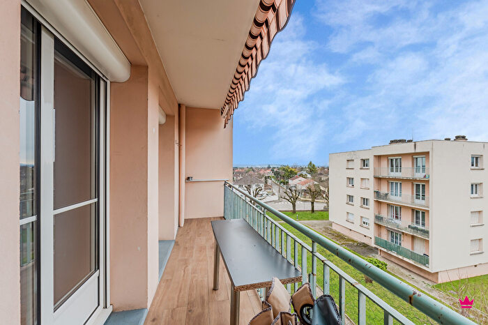 Meyzieu, Nord Ouest : Appartement 4 pièces à vendre