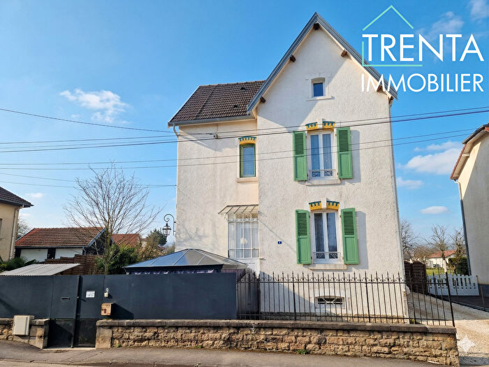 Maison 9 pièces à Navenne, à vendre