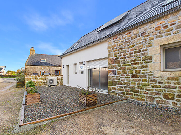 Maison à louer - Kerlaz - 3 pièces - 2 chambres