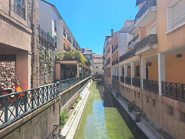 Appartement 2 pièces à Annecy, Centre-ville, Vieille ville, Marquisats, à vendre