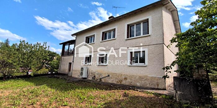Maison à vendre - Puy-lévêque - 6 pièces - 3 chambres