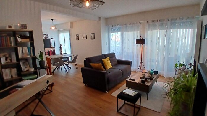 Appartement à vendre - Royan, Centre-ville - 2 pièces - 1 chambre