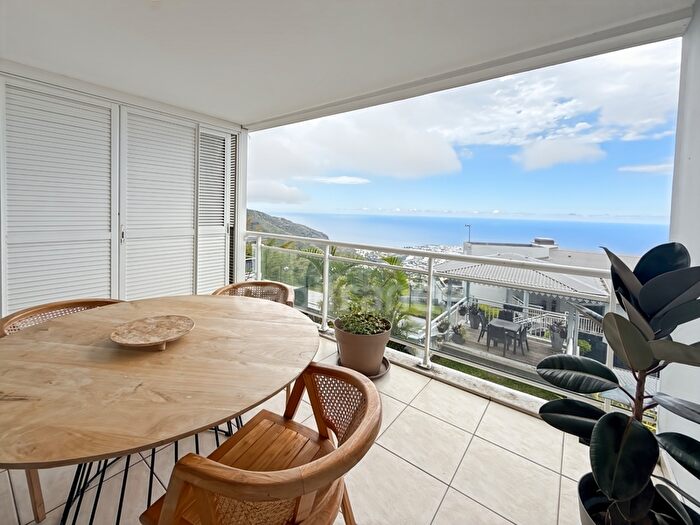 Appartement à vendre - Saint-Denis, Bellepierre - 3 pièces - 2 chambres