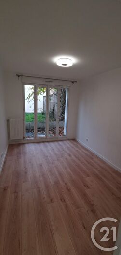 Appartement à louer - Montfermeil, Centre-ville - 2 pièces - 1 chambre