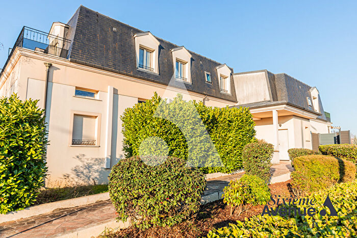 Appartement à vendre - Brétigny-sur-Orge, Centre-ville - 5 pièces - 3 chambres