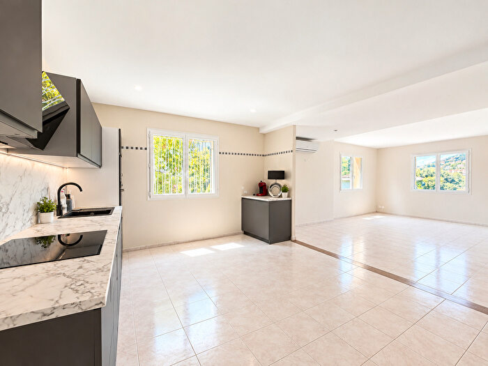 Vence, Centre-ville - Appartement 3 pièces à vendre