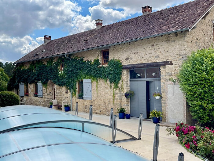 Maison 11 pièces à Bazoches, à vendre
