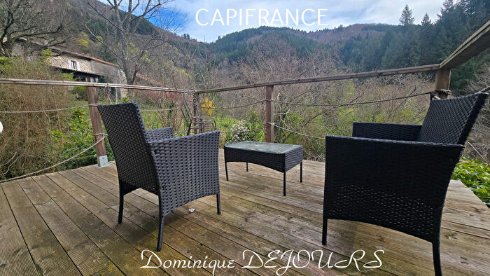 Maison à vendre - Le Cheylard - 2 pièces - 1 chambre