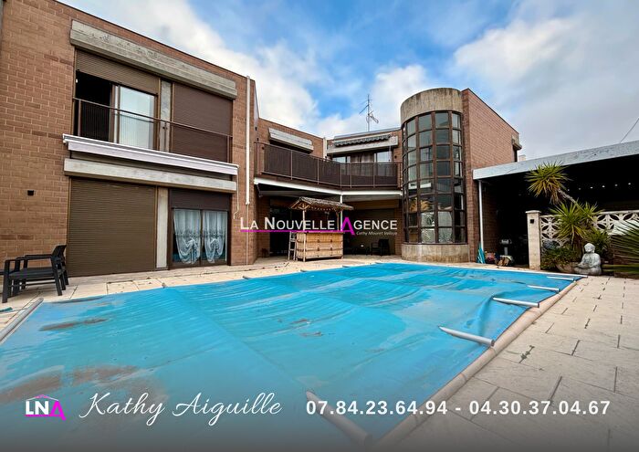 Maison à vendre - Port-la-Nouvelle - 10 pièces - 5 chambres