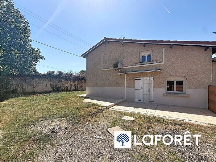 Appartement 4 pièces à louer à Oytier-Saint-Oblas