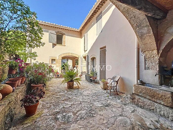Maison 12 pièces à vendre à Robion