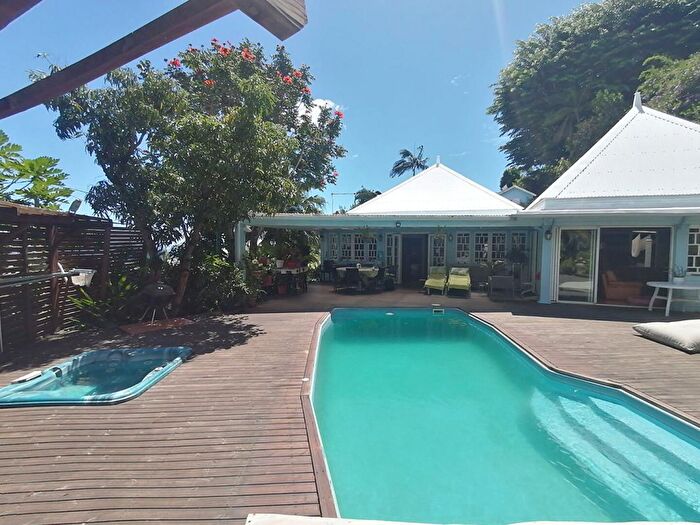 Maison à vendre - Saint-Denis, La Montagne ème - 4 pièces - 3 chambres