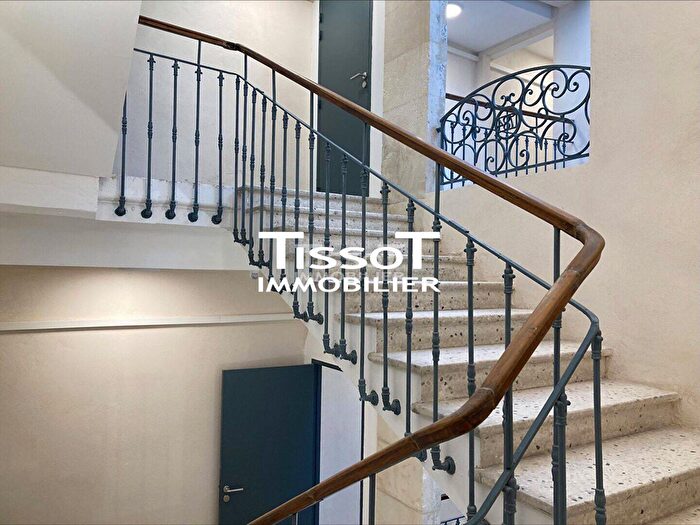 Appartement 1 pièce à Arènes, Nîmes, à louer