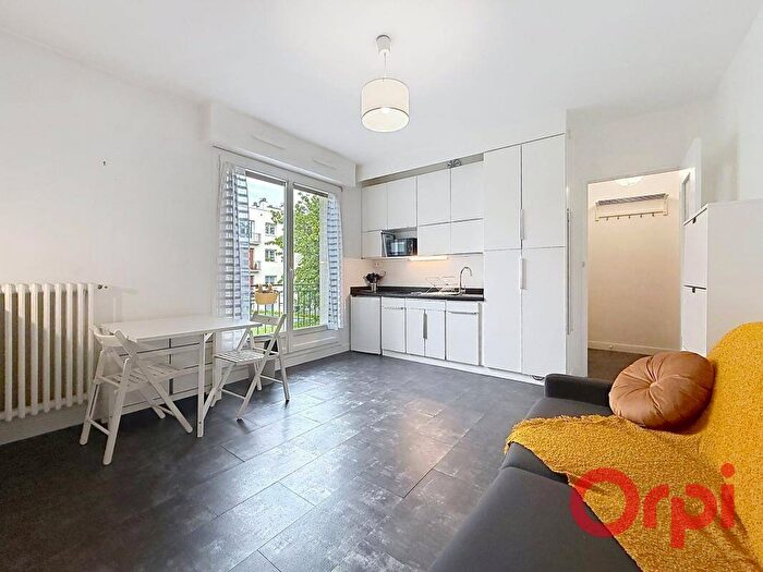 Appartement 1 pièce à Seignelay, Châtenay-Malabry, à louer