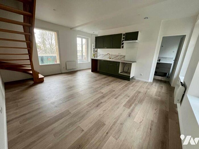 Appartement à louer - Clermont - 4 pièces - 3 chambres