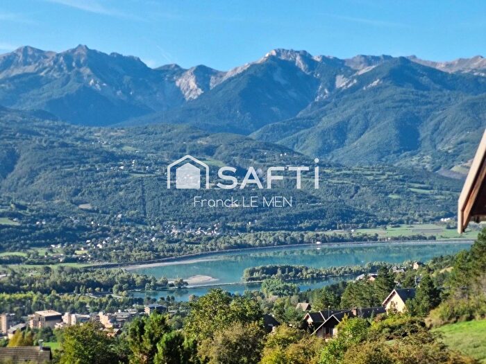 Maison à vendre - Embrun - 7 pièces - 4 chambres