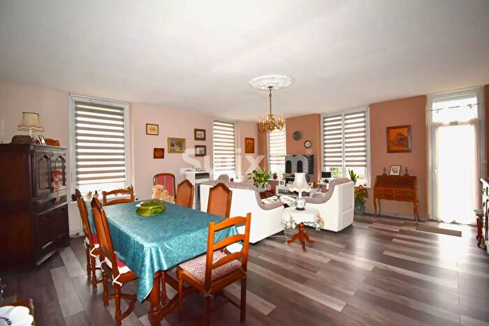 Appartement à vendre - Langensoultzbach - 5 pièces - 4 chambres