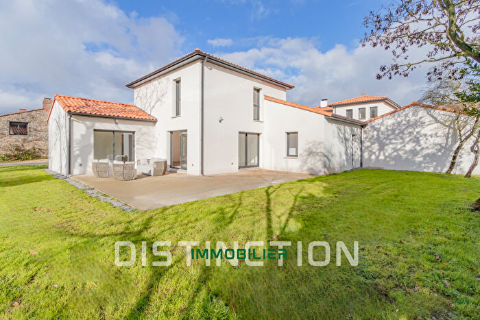 Maison à vendre - Saint-Philbert-de-Grand-Lieu - 6 pièces - 4 chambres